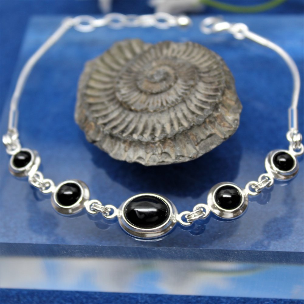 Snake bracelet – Simpson's Jet of Whitby