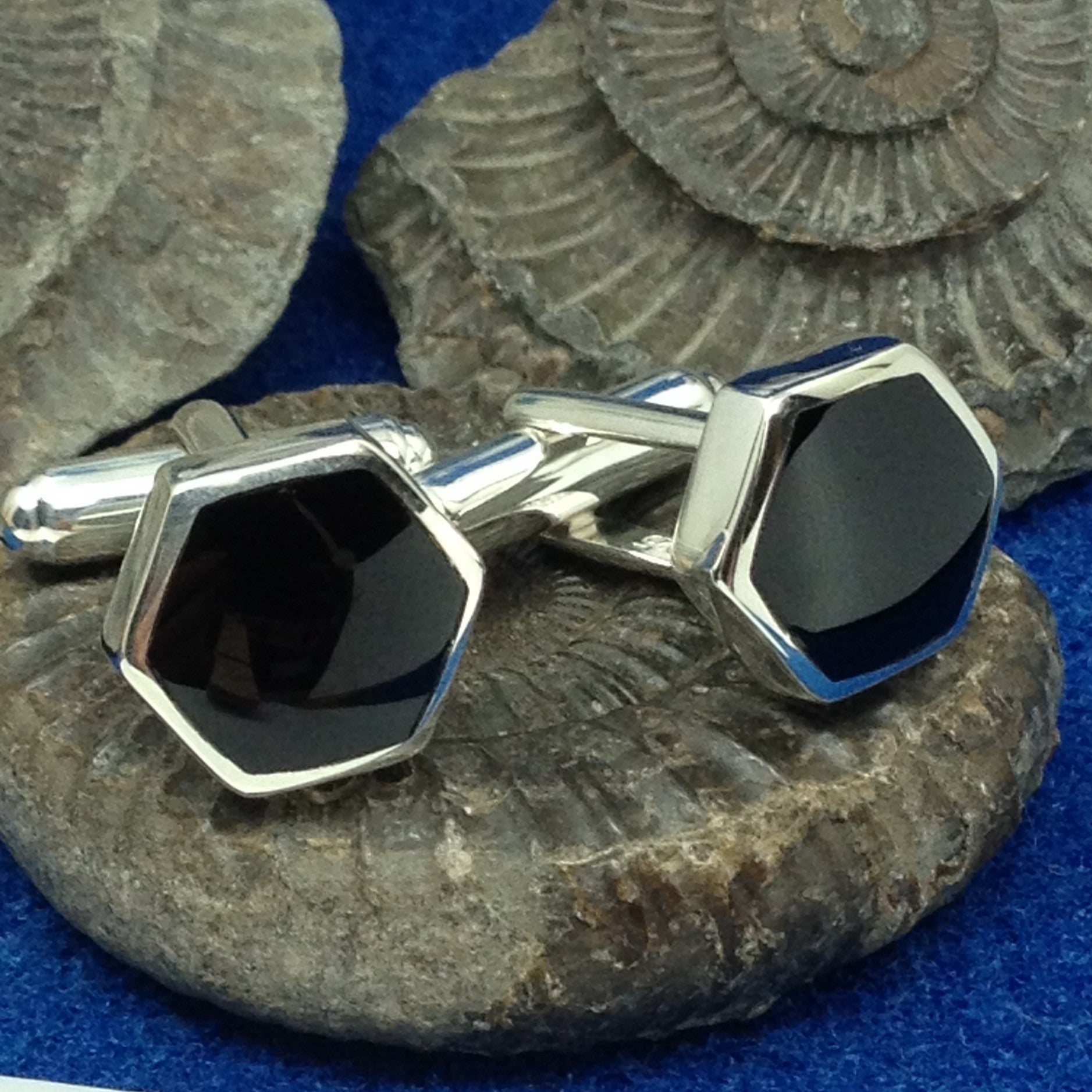 Cufflinks – Simpson's Jet of Whitby